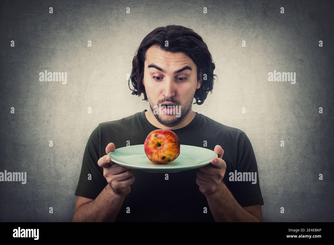 Food people eat global hi-res stock photography and images - Alamy