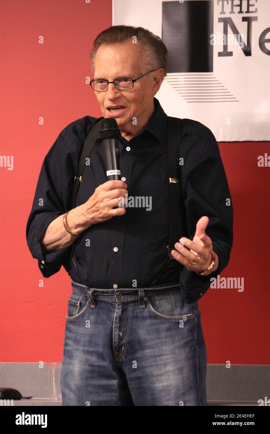 Larry king and studio hi-res stock photography and images - Alamy