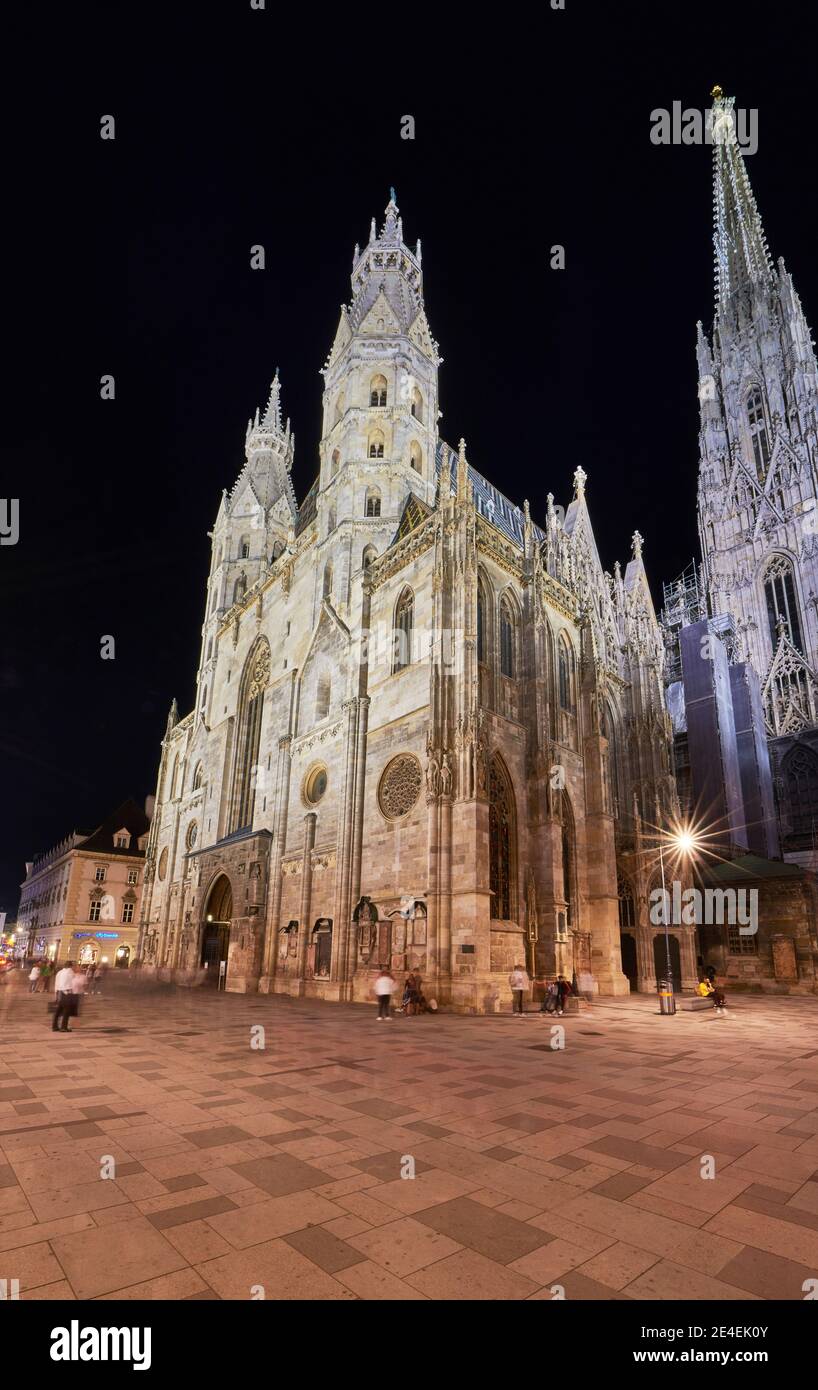 Vienna austria night view hi-res stock photography and images - Alamy