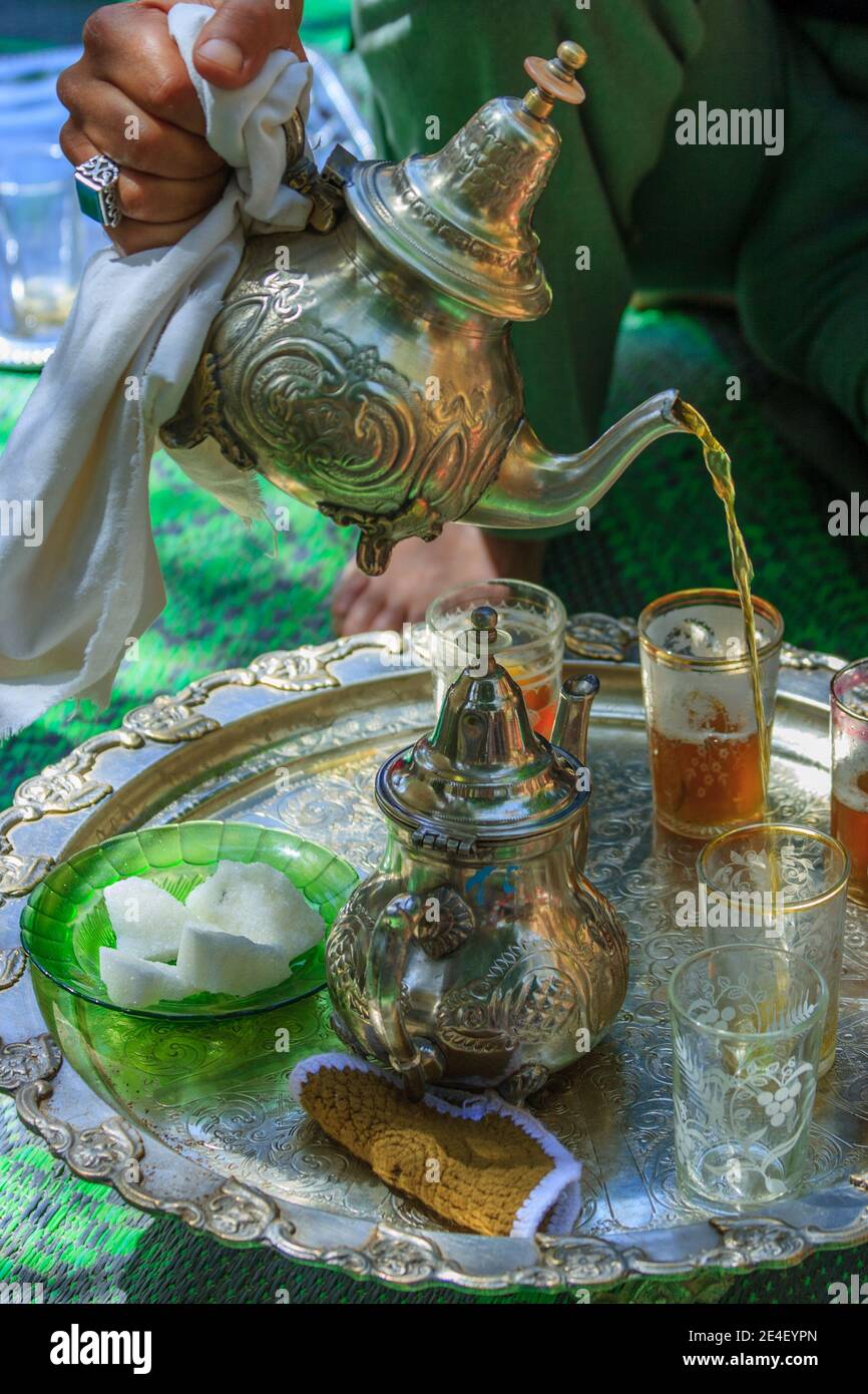 Time traditional hi-res stock photography and images - Alamy