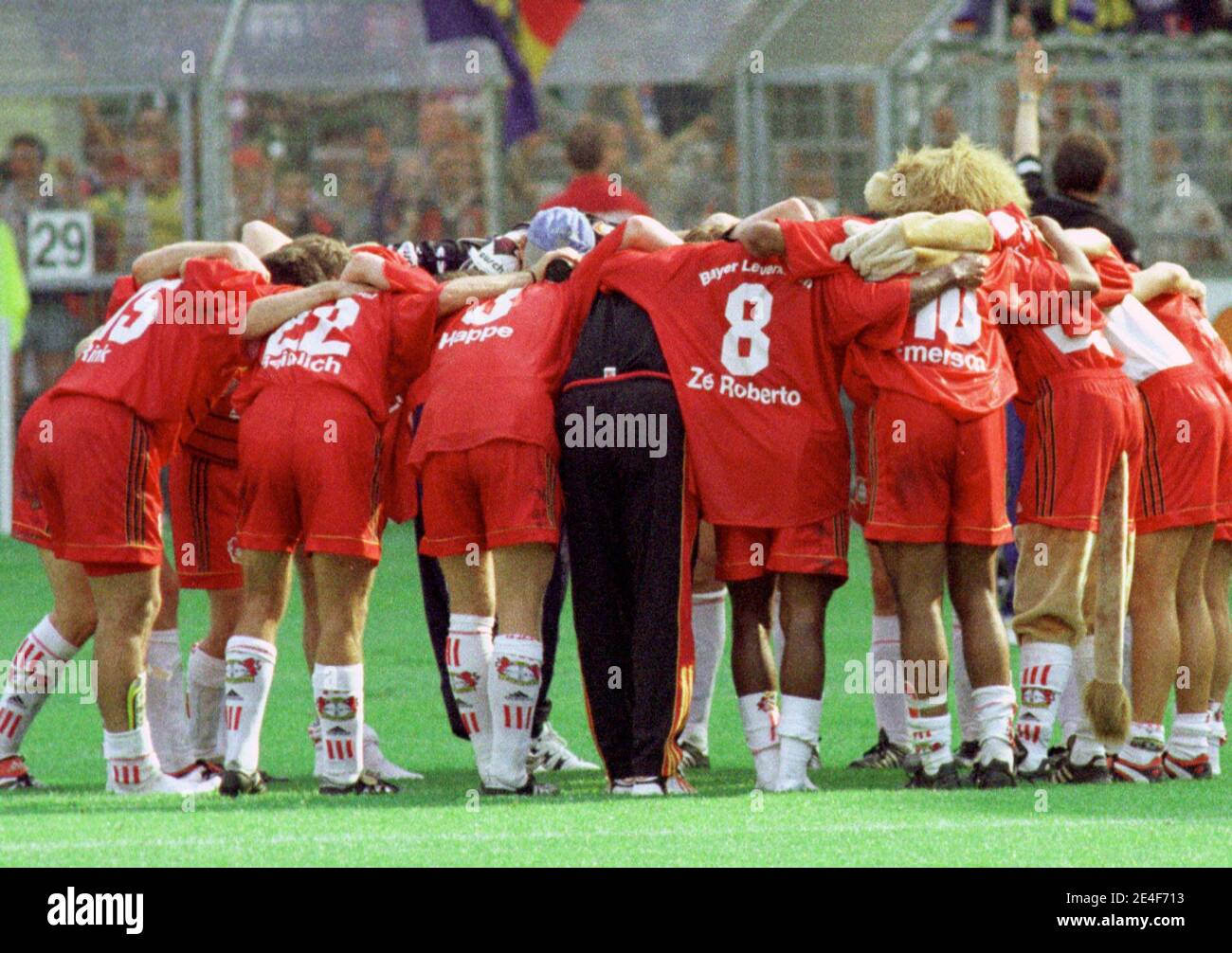 Number 99 soccer hi-res stock photography and images - Alamy