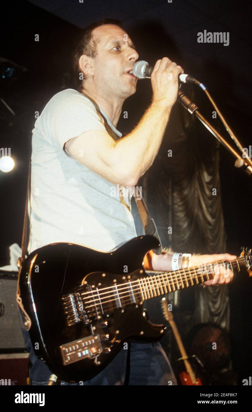 Colin Newman performing in Wire at All Tomorrows Parties, April 2000 ...