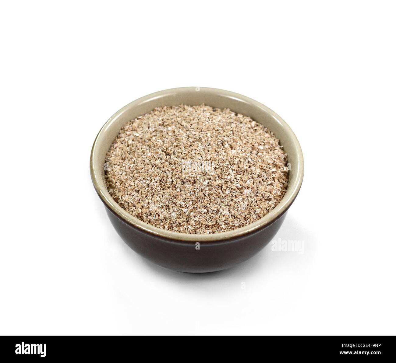 Dry spelt bran pile isolated on white background. Powder Organic Spelt ...