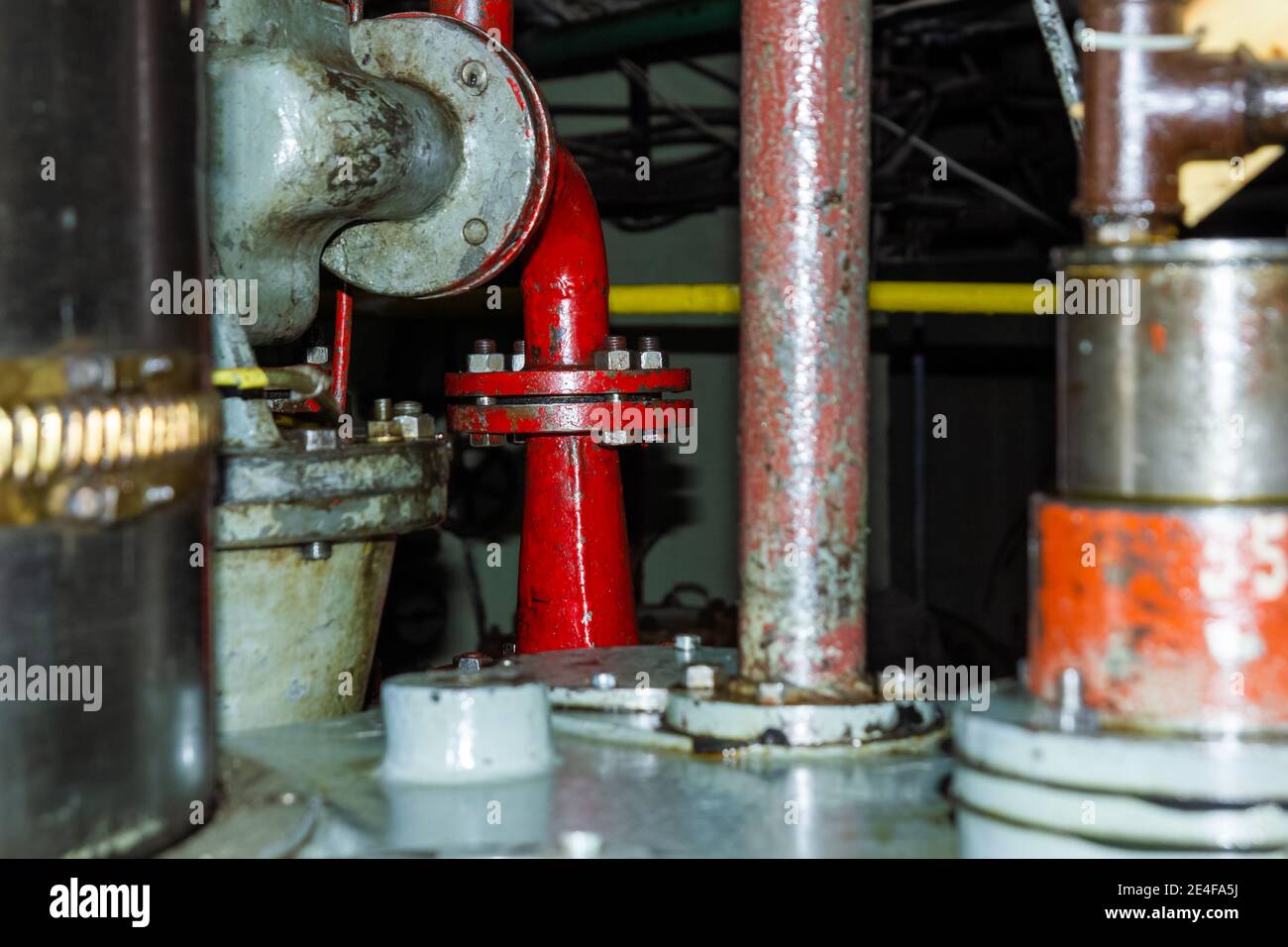 Engine control valves old steam hi-res stock photography and images - Alamy