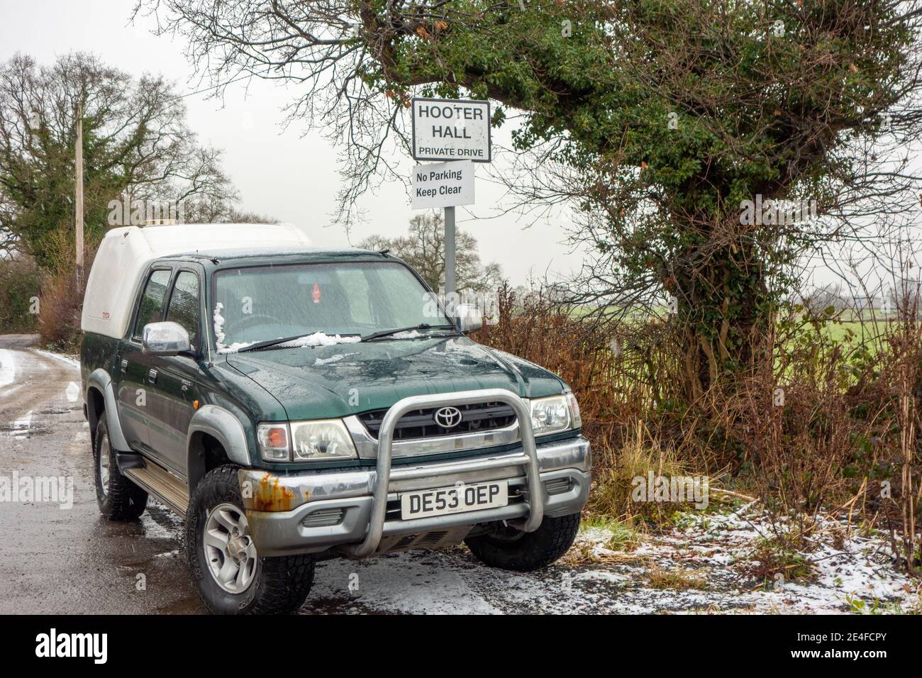 Large 4x4 hi-res stock photography and images - Alamy