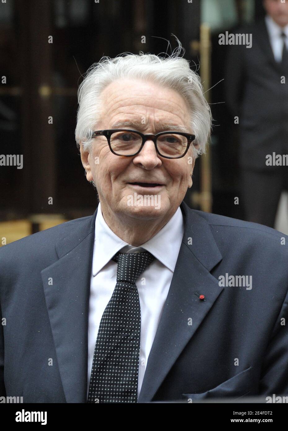 Former French Foreign Affairs Minister Roland Dumas leaving the Plaza ...