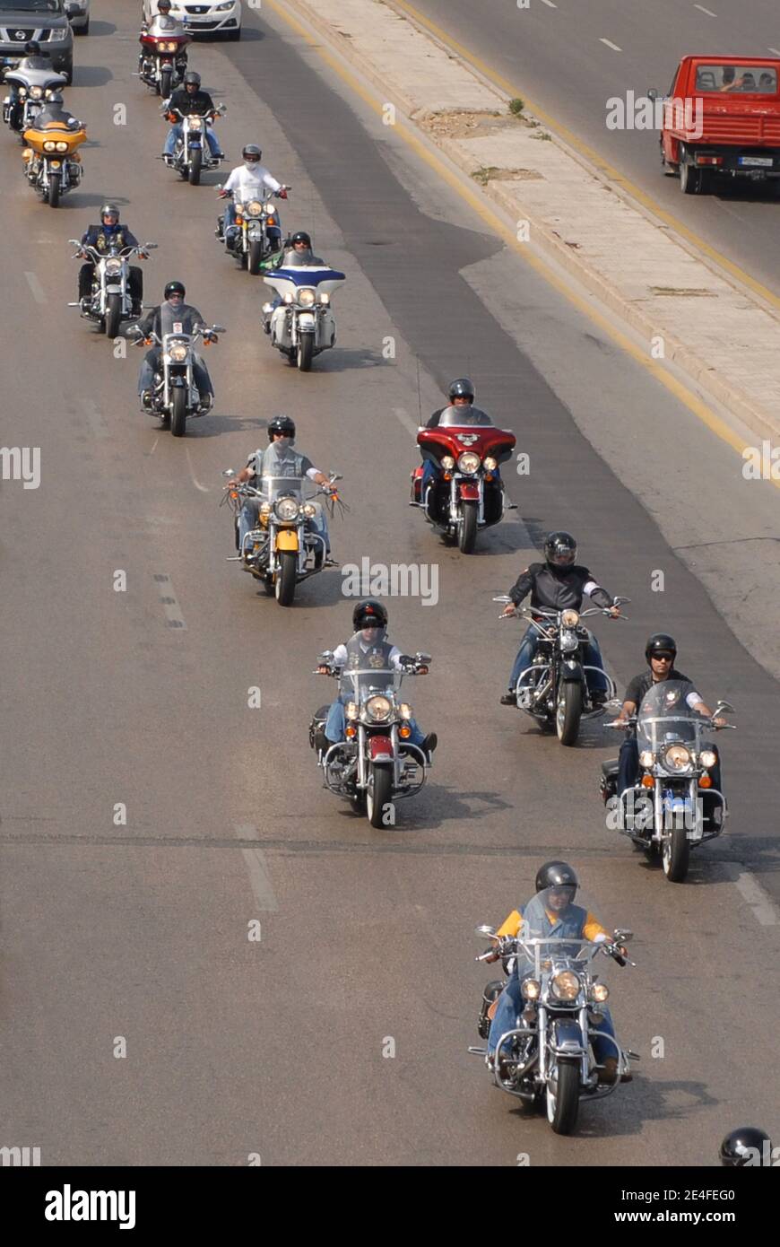 Syria road ride group hi-res stock photography and images - Alamy