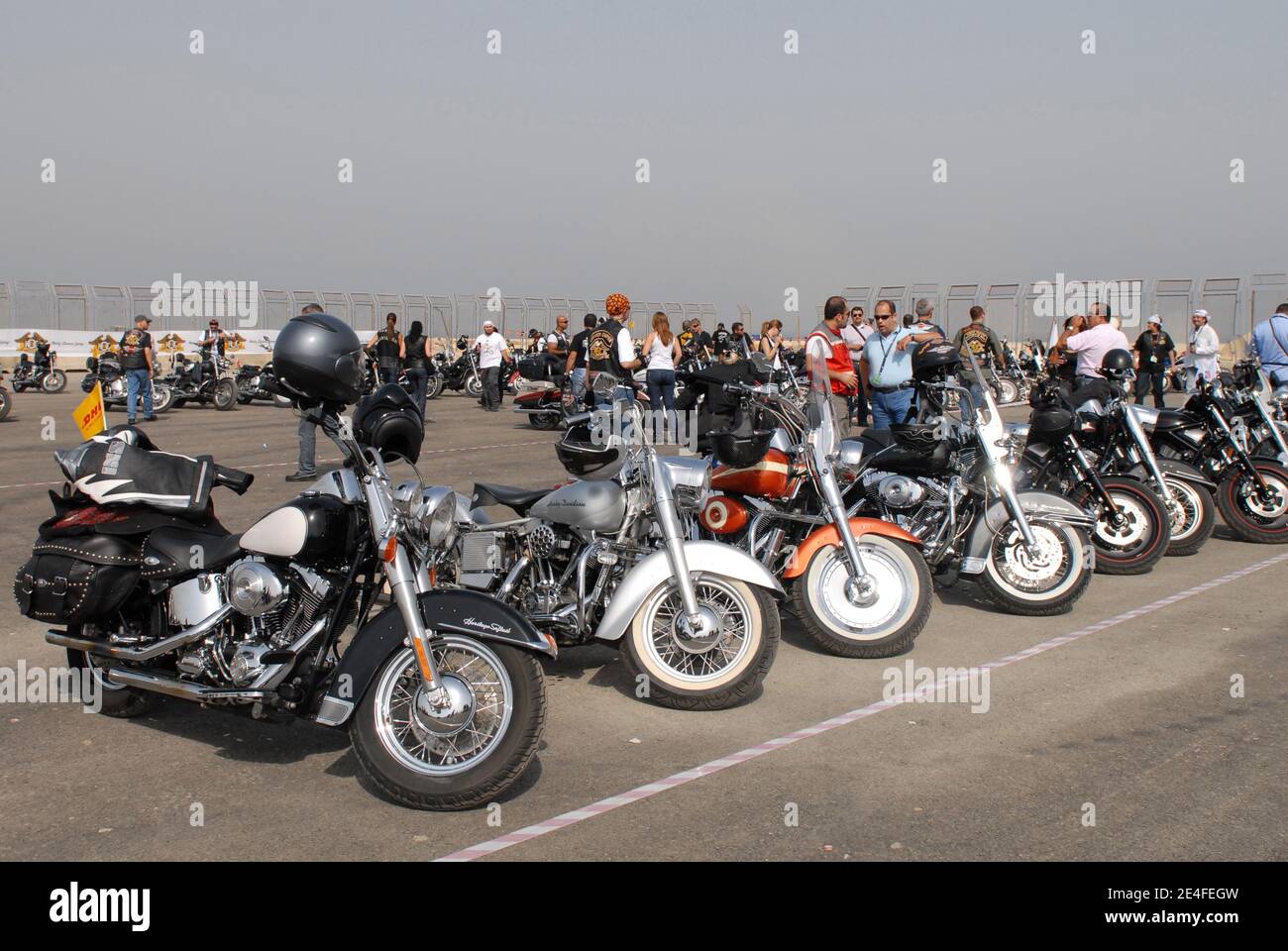 Ksa and uae hi-res stock photography and images - Alamy