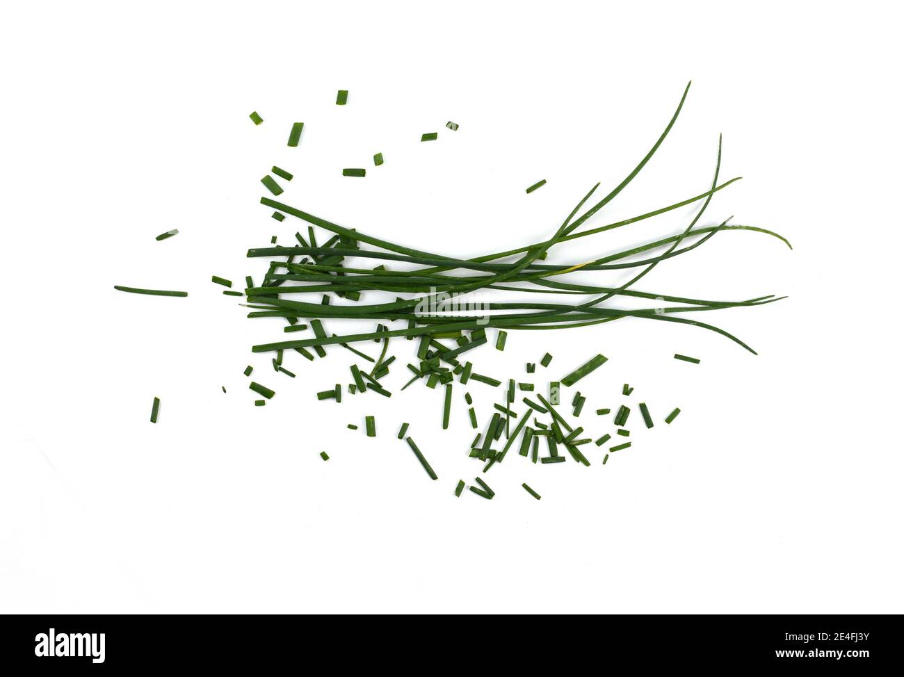 Chopped chives isolated. Fresh green chopped chives isolated on white ...