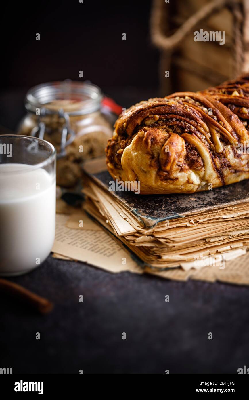 Swirl brioche or traditional Polish babka cake Stock Photo - Alamy