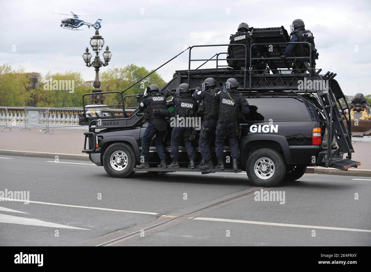 Members of the GIGN (Intervention Group of the National Gendarmerie ...