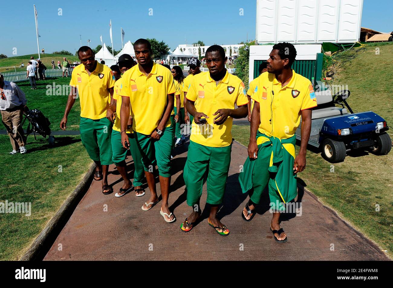 The Cameroon national soccer team visiting the Portugal Golf Masters ...