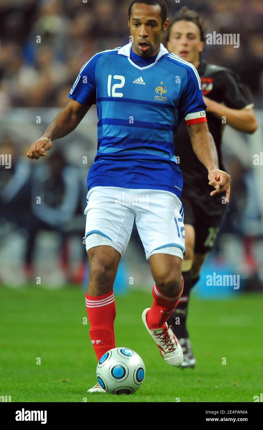 Thierry henry france 2009 hi-res stock photography and images - Alamy