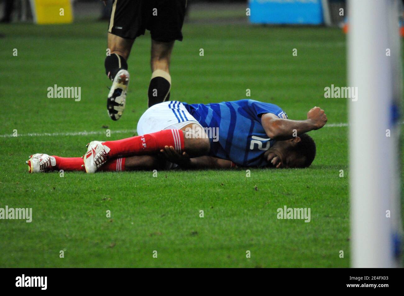 Thierry henry france 2009 hi-res stock photography and images - Alamy