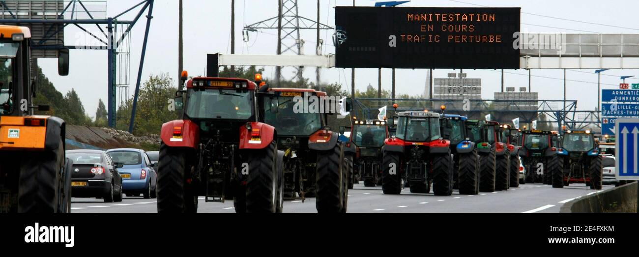 Slow down for tractors hi-res stock photography and images - Alamy