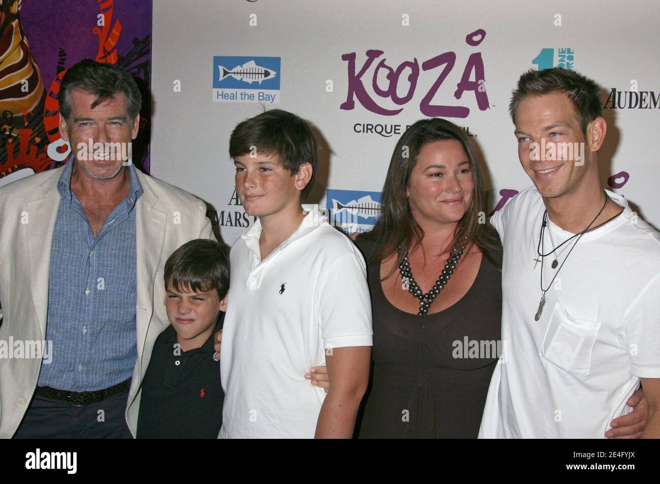 Pierce brosnan and family hi-res stock photography and images - Alamy