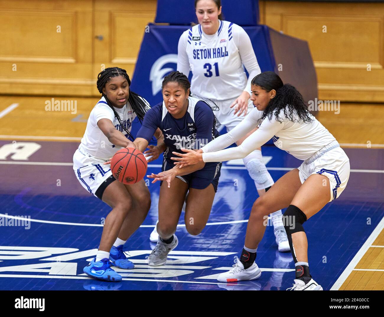 Andra espinoza hunter hi-res stock photography and images - Alamy