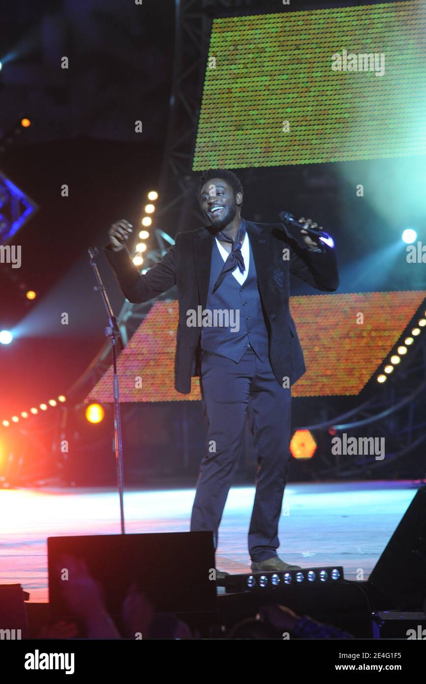 Corneille singer hi-res stock photography and images - Alamy