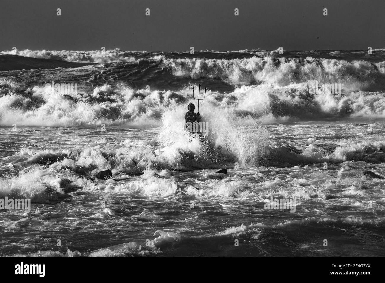 Mare in tempesta ad Ostia Stock Photo - Alamy