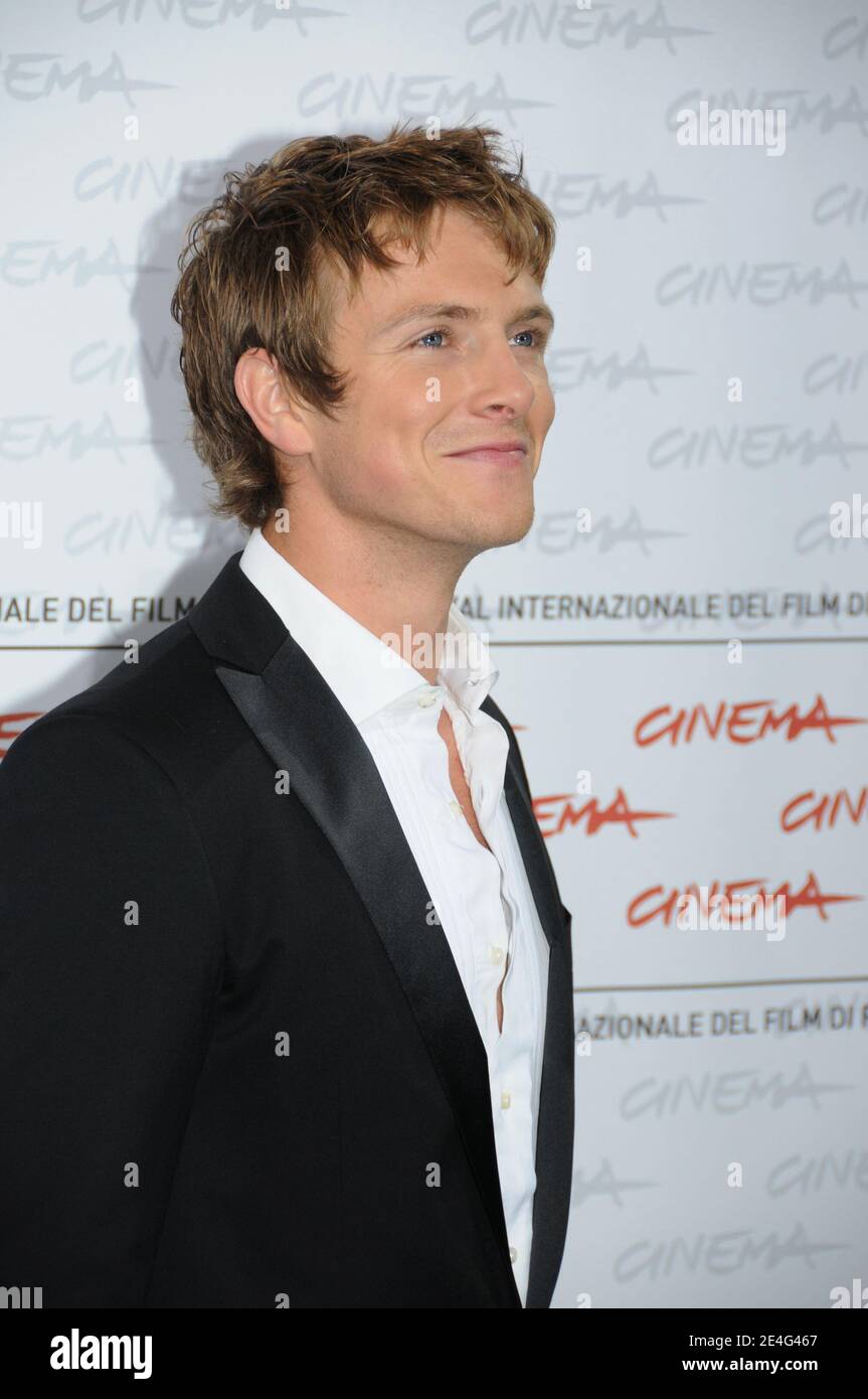 Charlie Bewley High Resolution Stock Photography and Images - Alamy