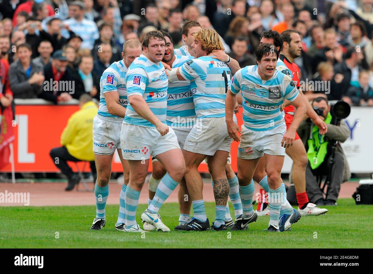 Racing Metro's team celebrates after scoring a try by John Leo'o during ...