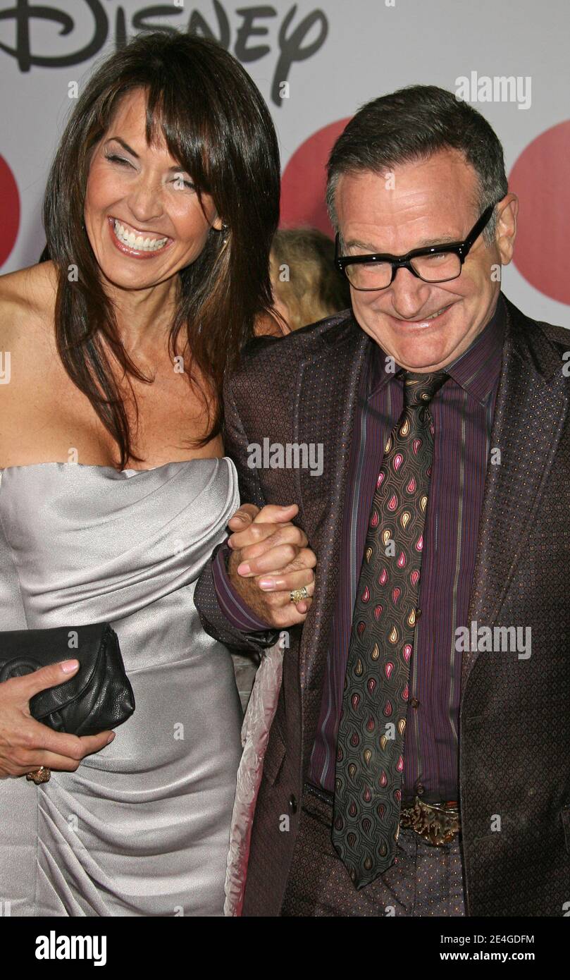 Robin Williams and his wife Susan Schneider arrive at the Old Dogs film ...