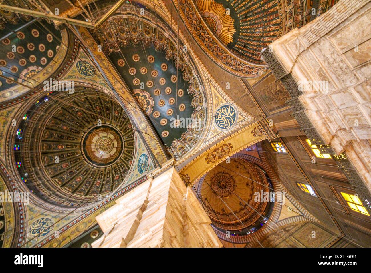 Ancient egyptian ceiling stars hi-res stock photography and images - Alamy