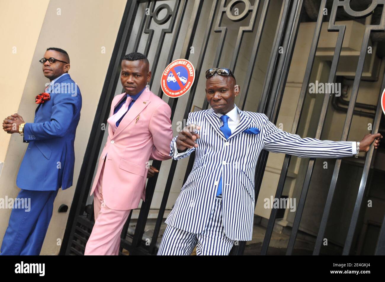 La sape congo hi-res stock photography and images - Alamy