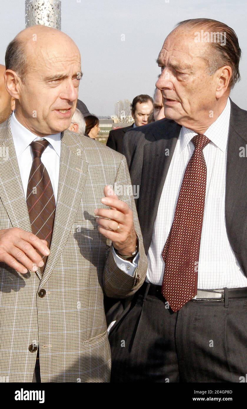 Former French President Jacques Chirac and his former Prime Minister ...