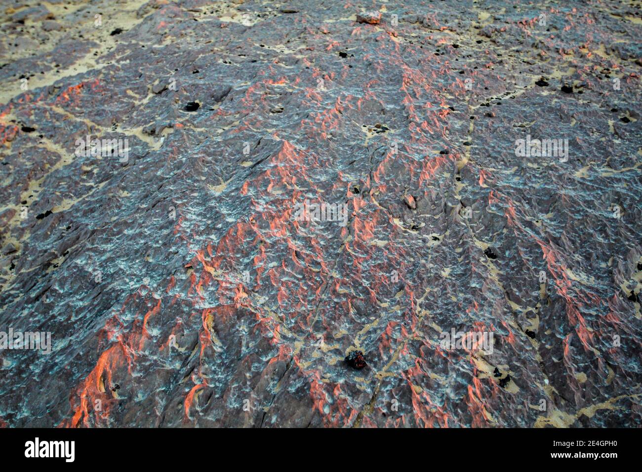 Red desert bright sunrise hi-res stock photography and images - Alamy