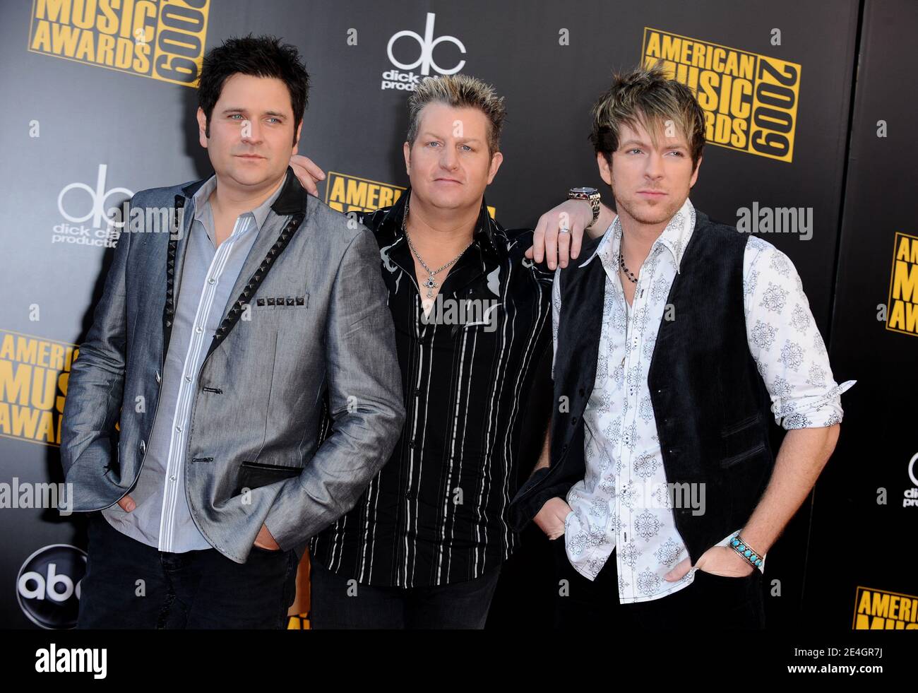 The Rascal Flats attends the 2009 American Music Awards in Los Angeles ...