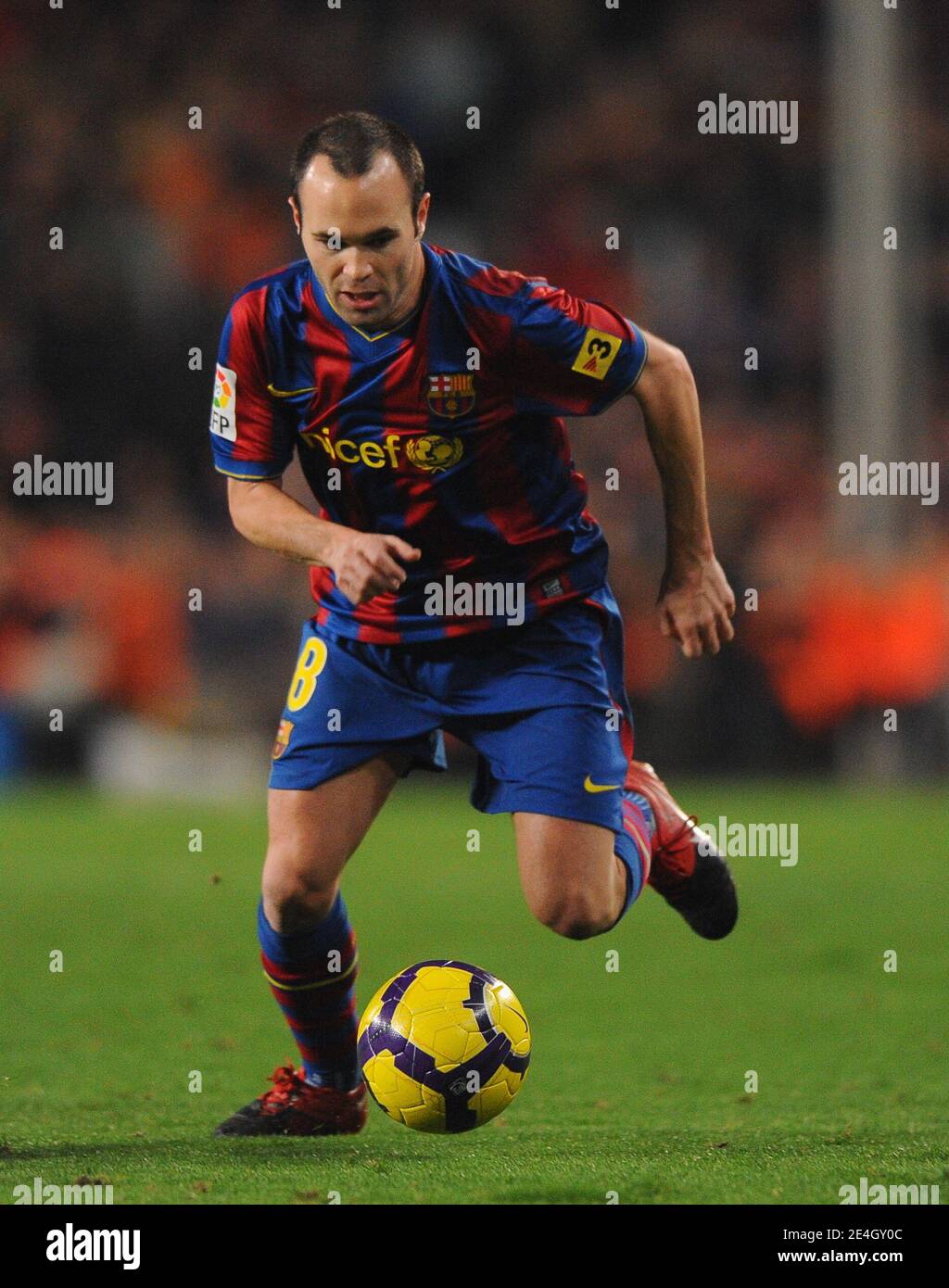 Andres iniesta 2009 hi-res stock photography and images - Alamy