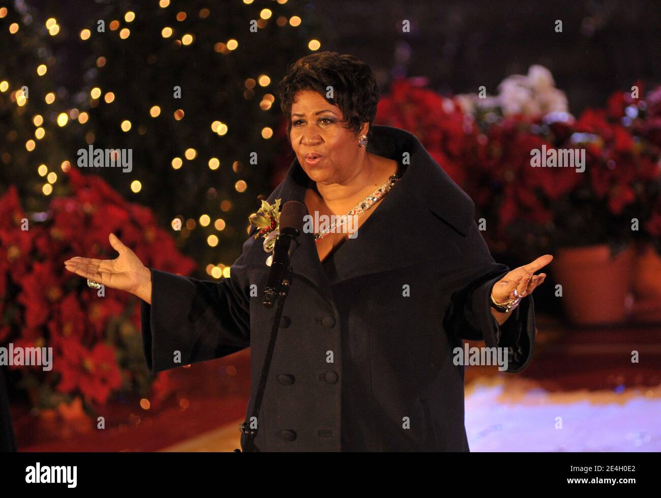 Singer Aretha Franklin performs onstage at the Rockefeller center ...