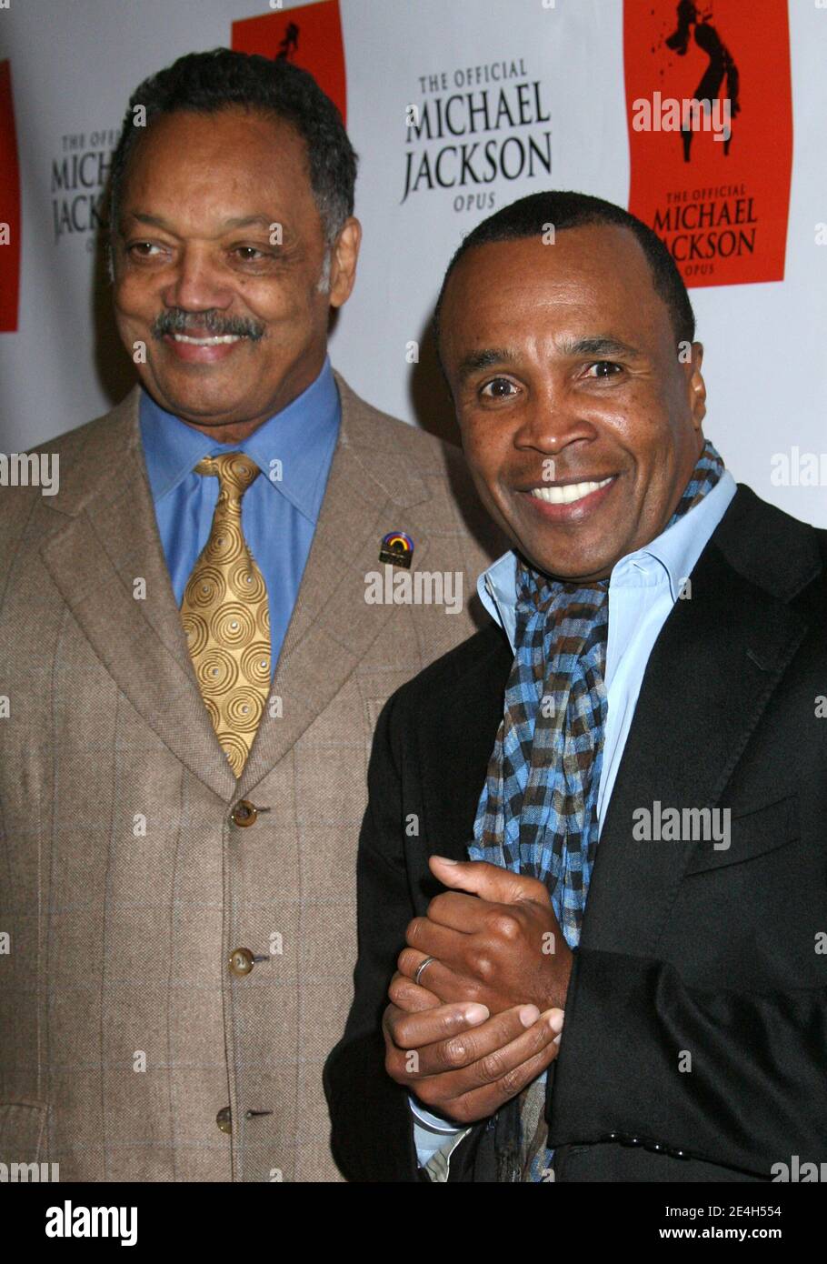 Jesse Jackson (L) and Sugar Ray Leonard arriving at The Michael Jackson ...