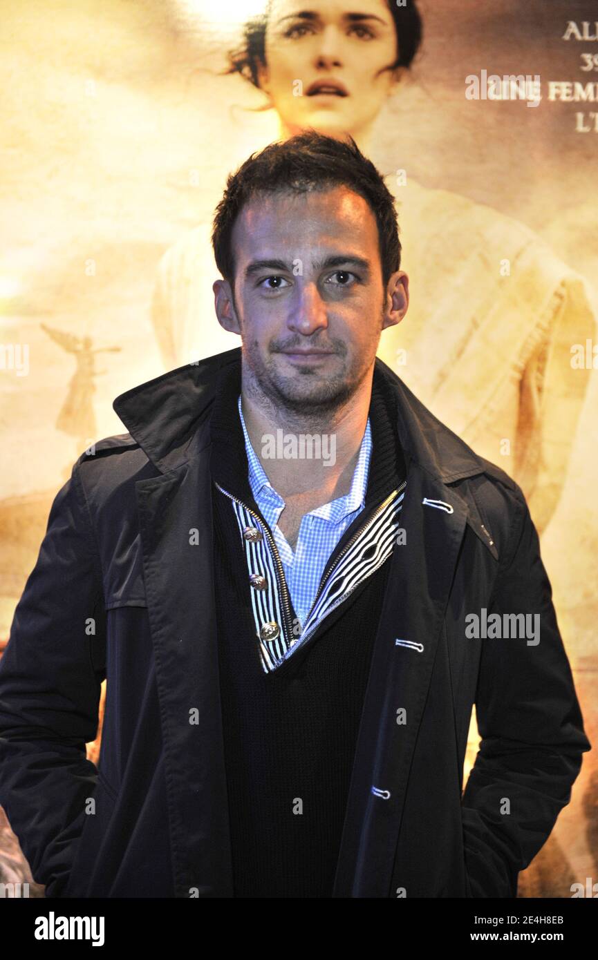 Spanish director Alejandro Amenabar arriving to the premiere of AGORA ...