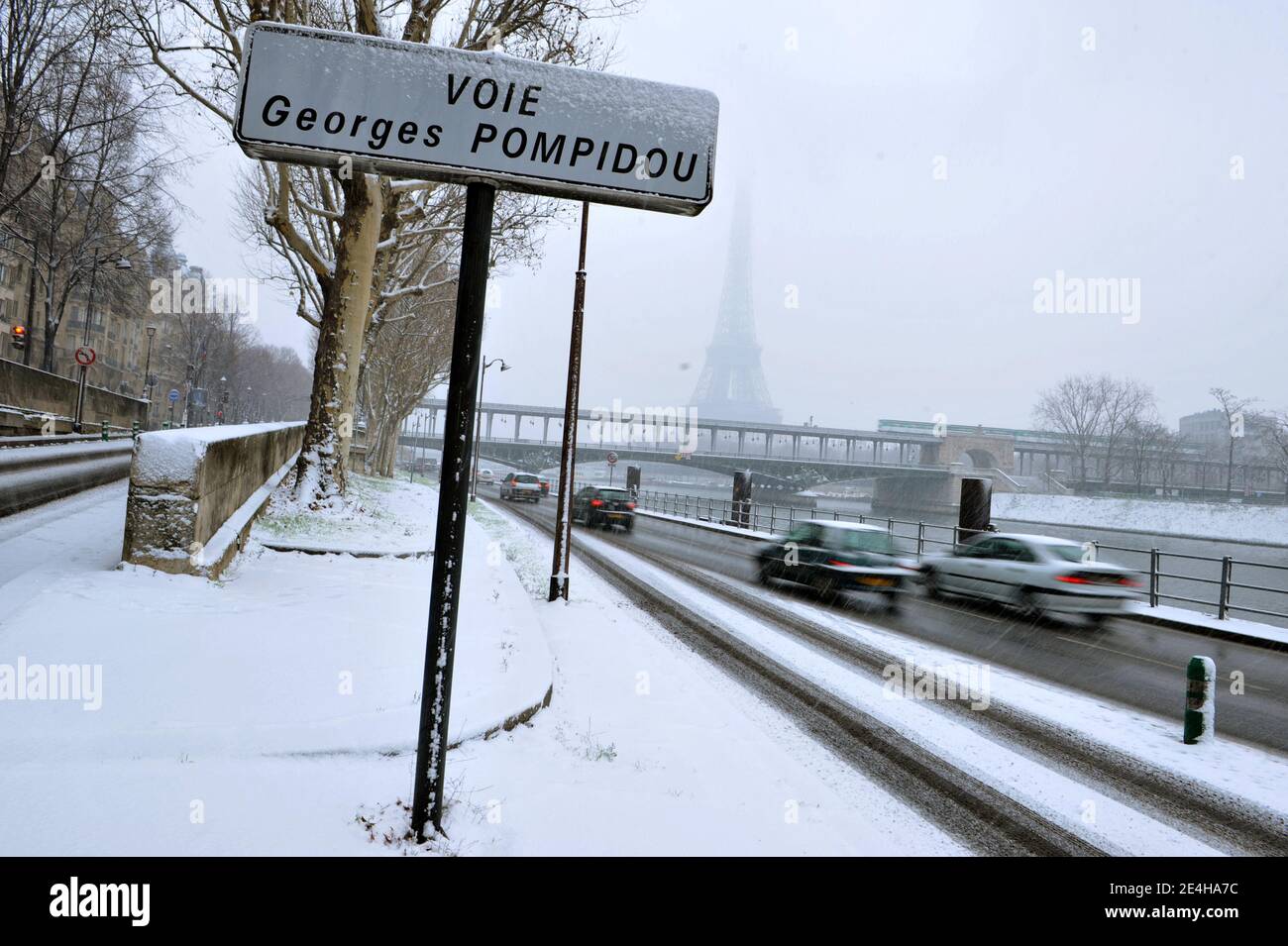 Illustration of Paris, France on December 17, 2009, after this year's ...