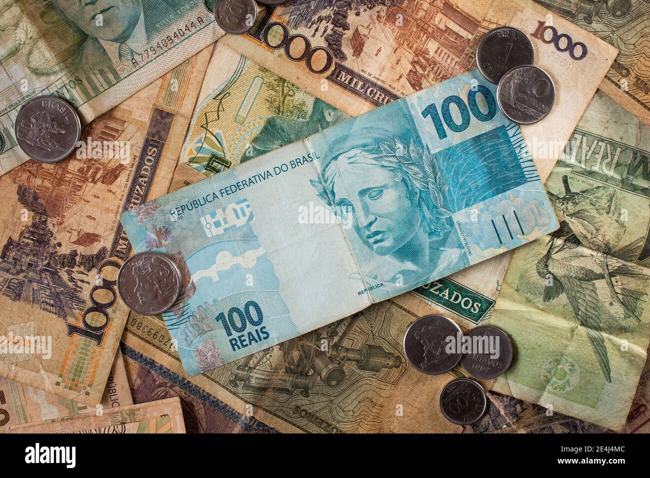 100 reais. One hundred reais (BRL) displayed at the top of former ...