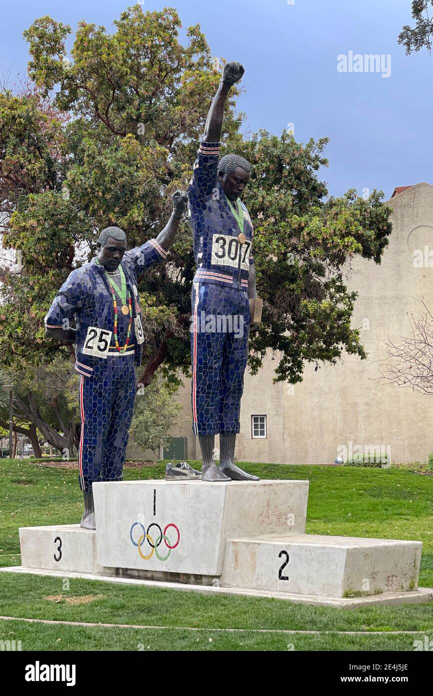 Tommie Smith Statue
