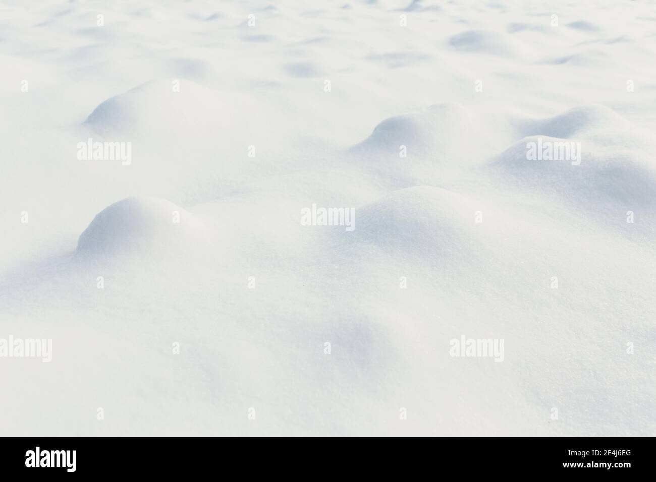 Winter snow drift pattern cold hi-res stock photography and images - Alamy