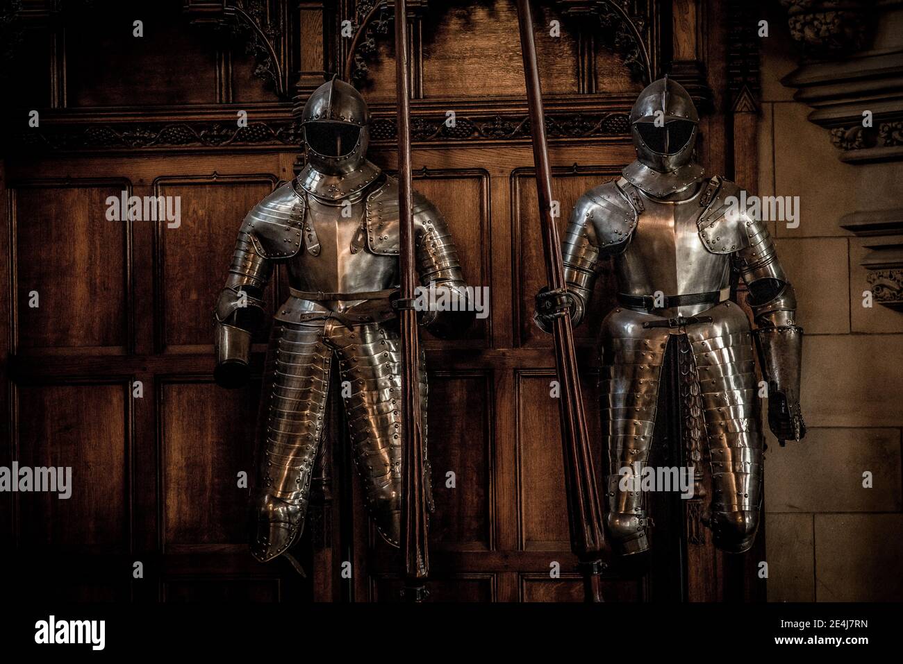 Medieval Weapons and Suit of Armour in Great Hall of Edinburgh Castle ...