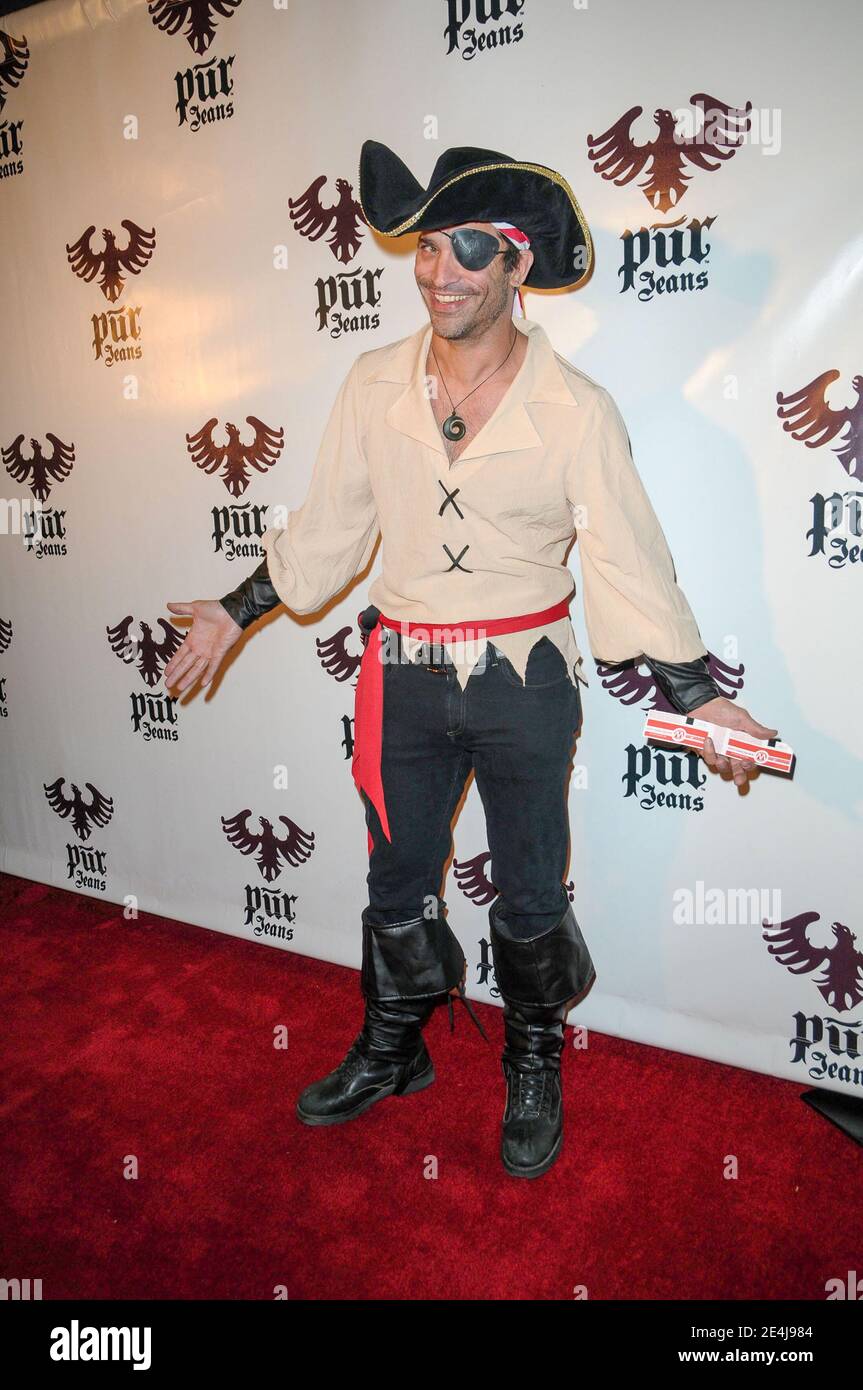Johnathon Schaech at the Pur Jeans Halloween Bash at STK on October 31 ...