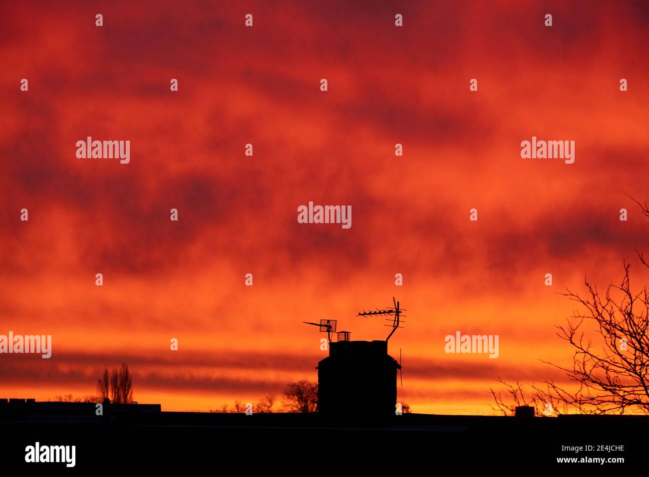 24 hours daylight hi-res stock photography and images - Alamy