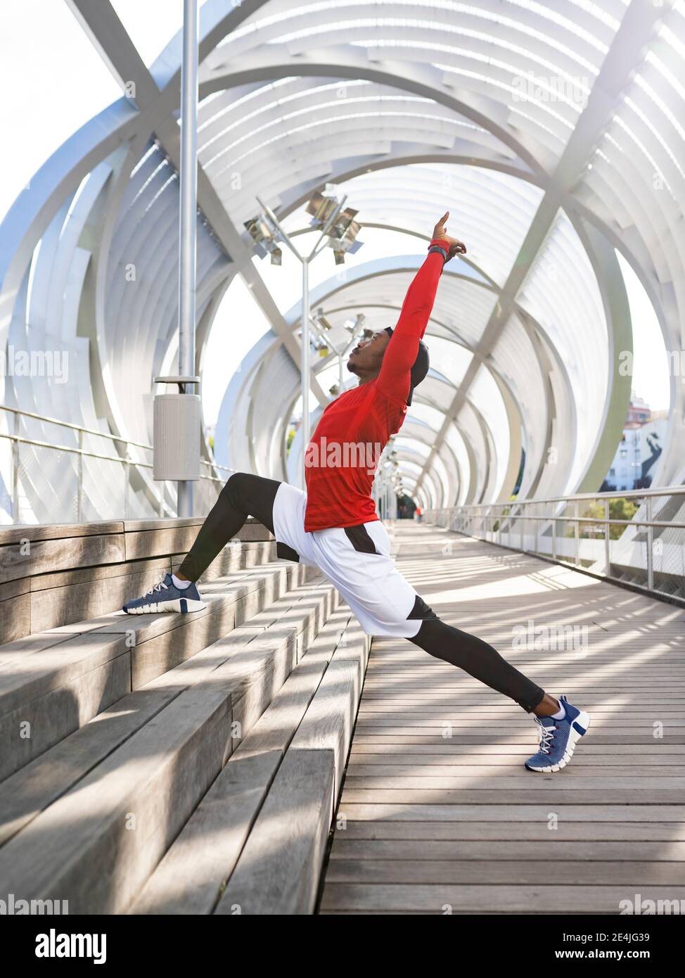 Male Acrobat High Resolution Stock Photography and Images - Alamy