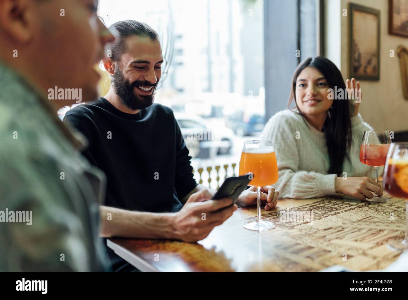 Alcohol drinks table hi-res stock photography and images - Alamy