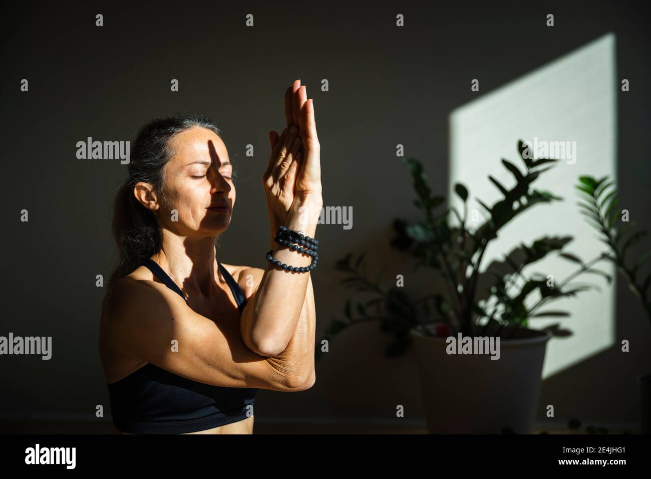 Yogini hi-res stock photography and images - Alamy