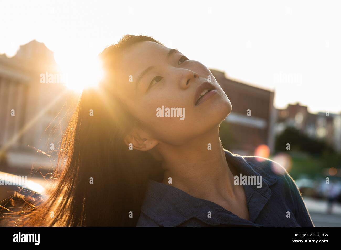 Bright sunset sky hi-res stock photography and images - Alamy