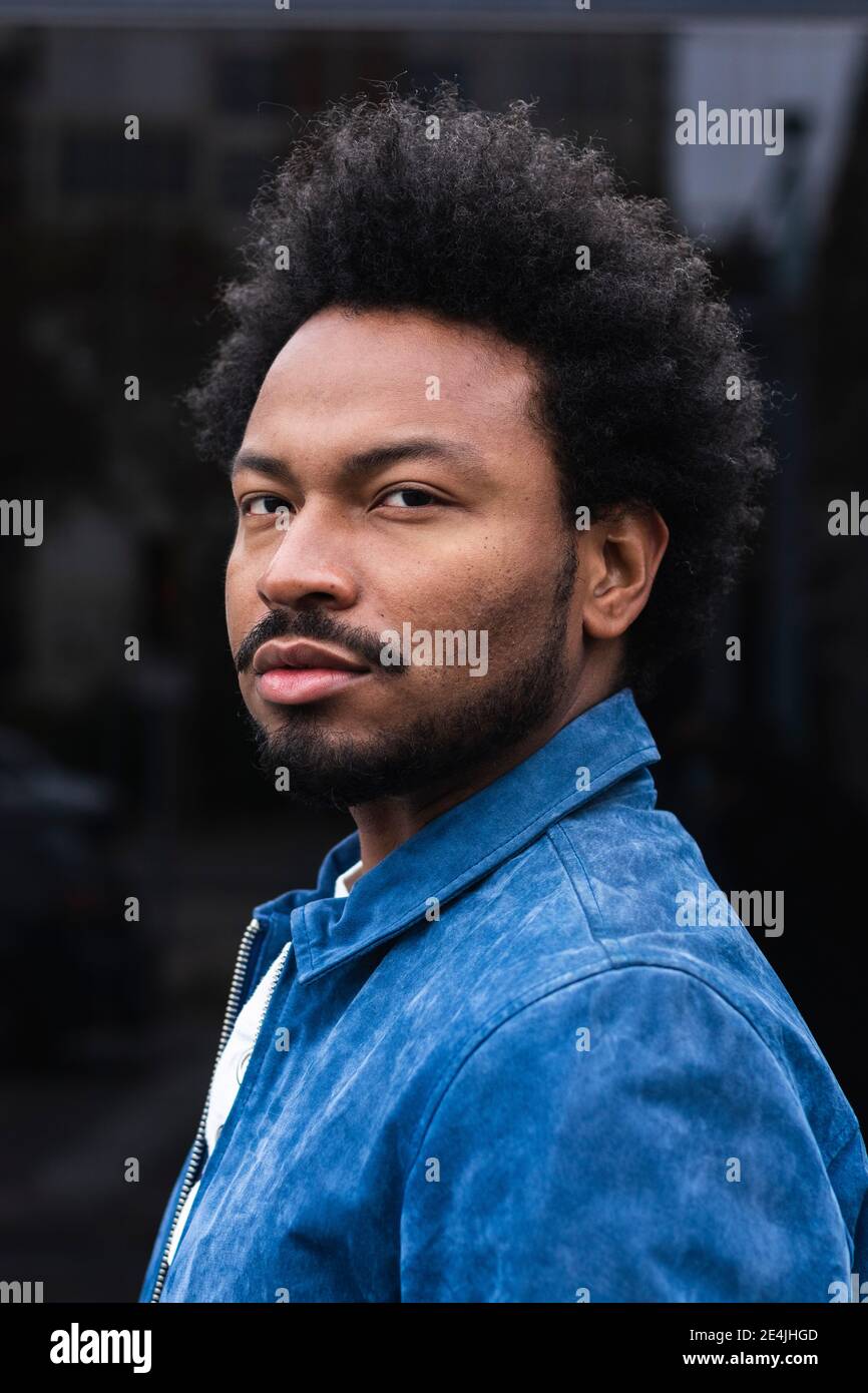 Stylish afro hi-res stock photography and images - Alamy