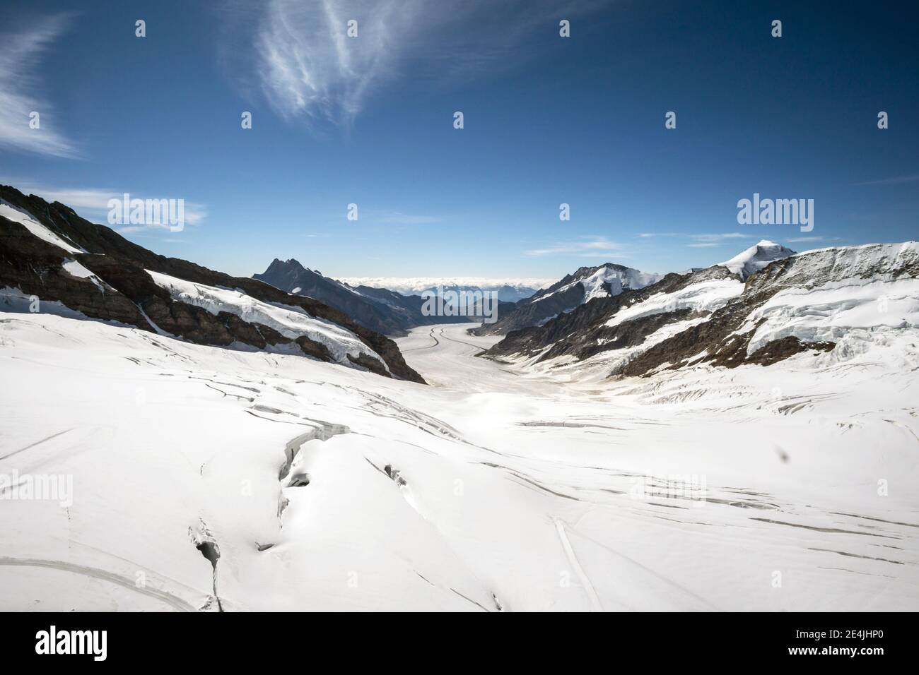 View south from the Jungfraujoch Sphinx Terrace of the Aletsch glacier ...