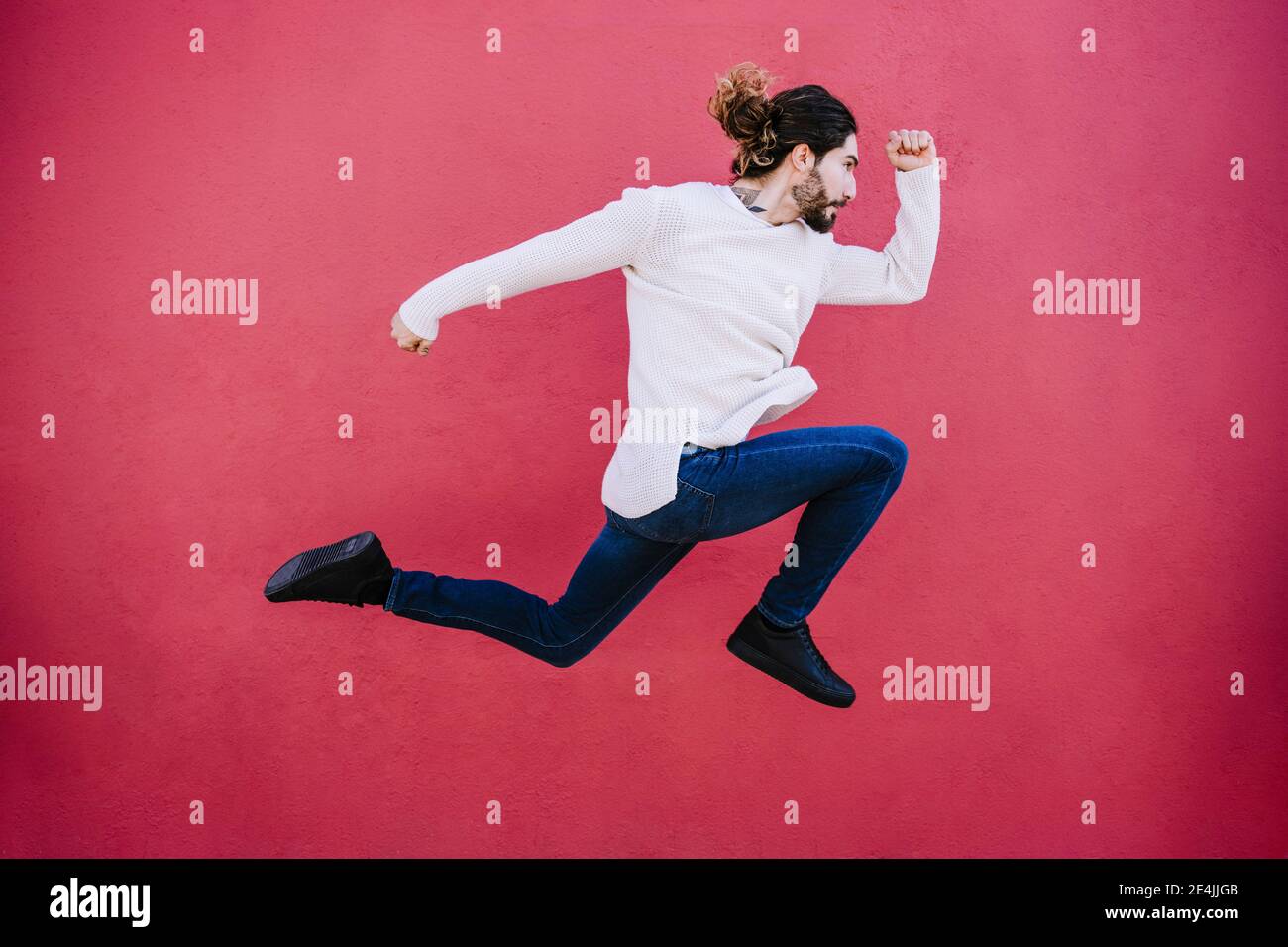 Man bun red hair hi-res stock photography and images - Alamy