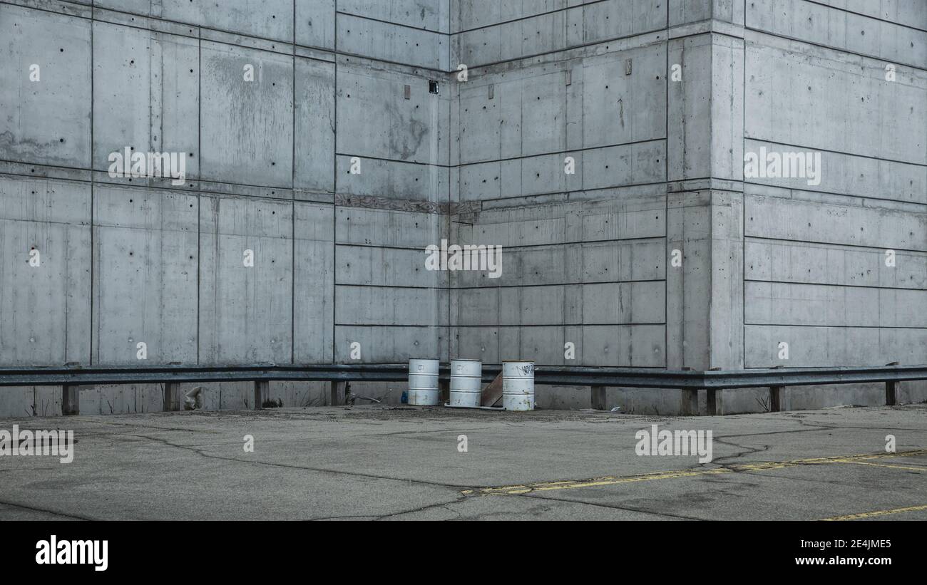 concrete industrial walls Stock Photo - Alamy